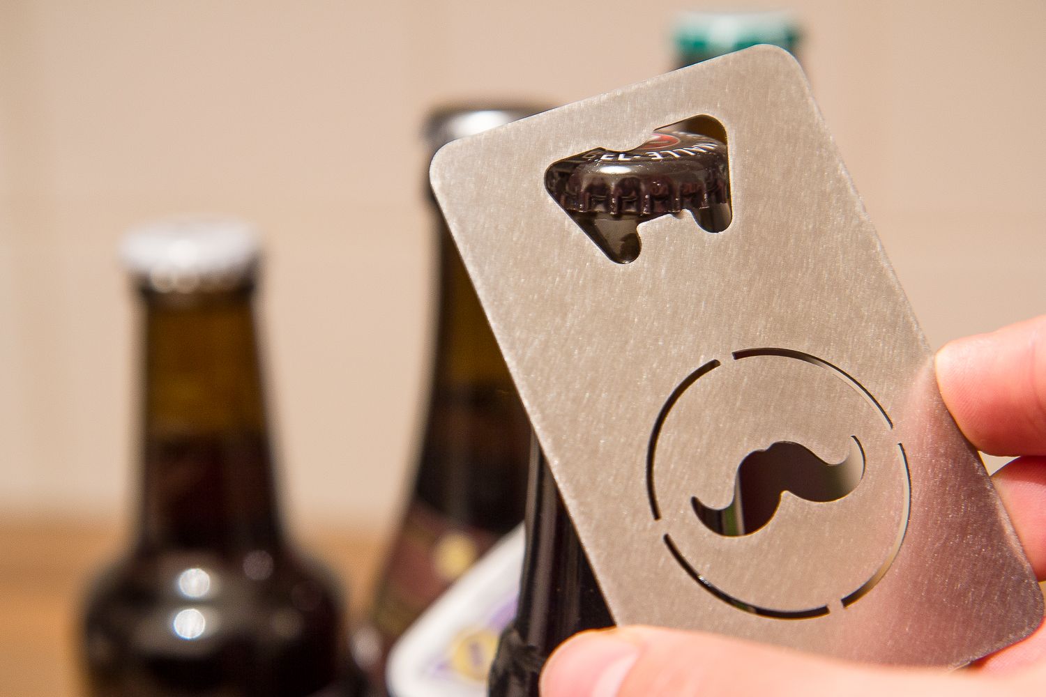 Réaliser un décapsuleur personnalisé en métal