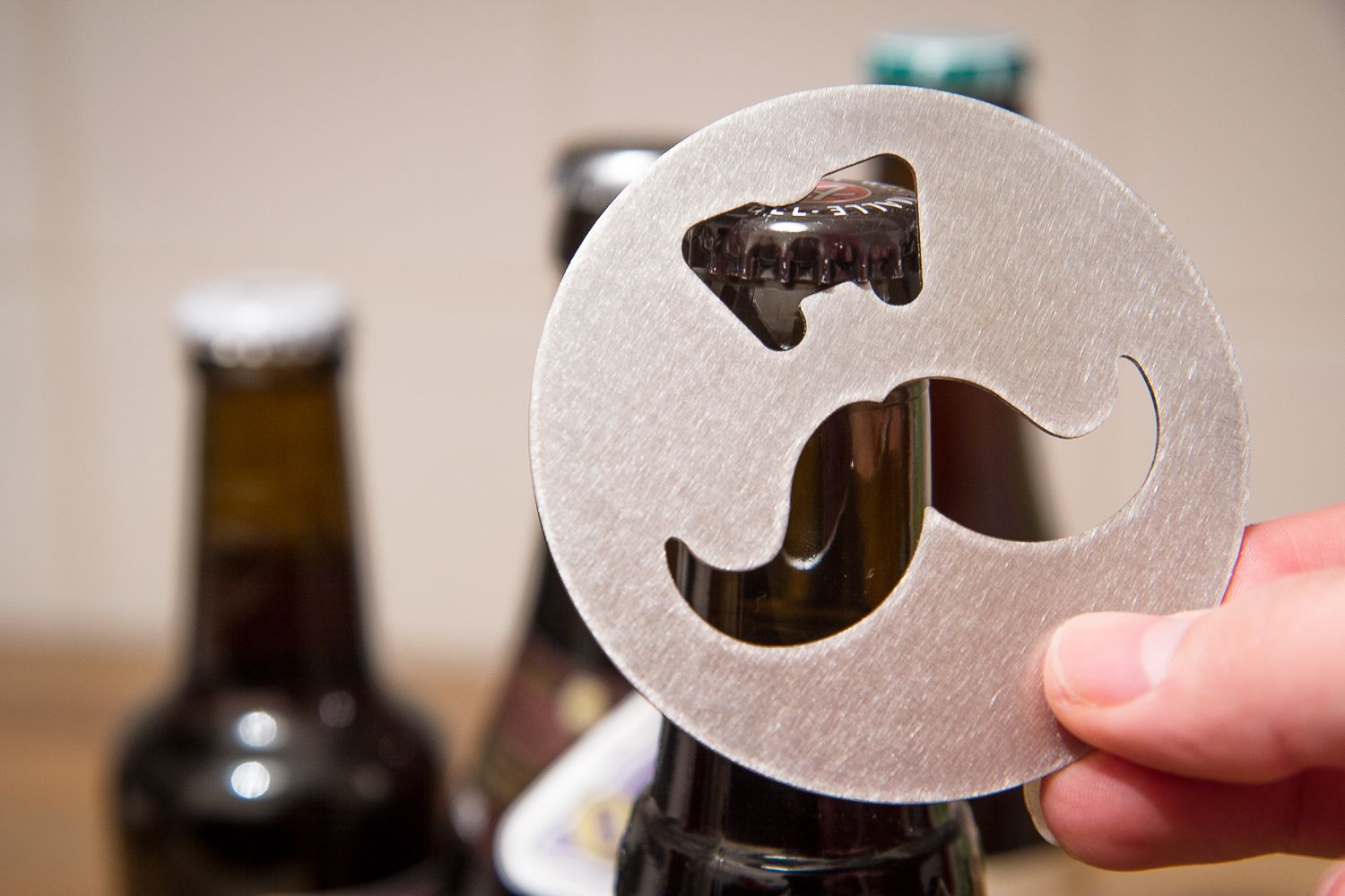 Réaliser un décapsuleur personnalisé en métal